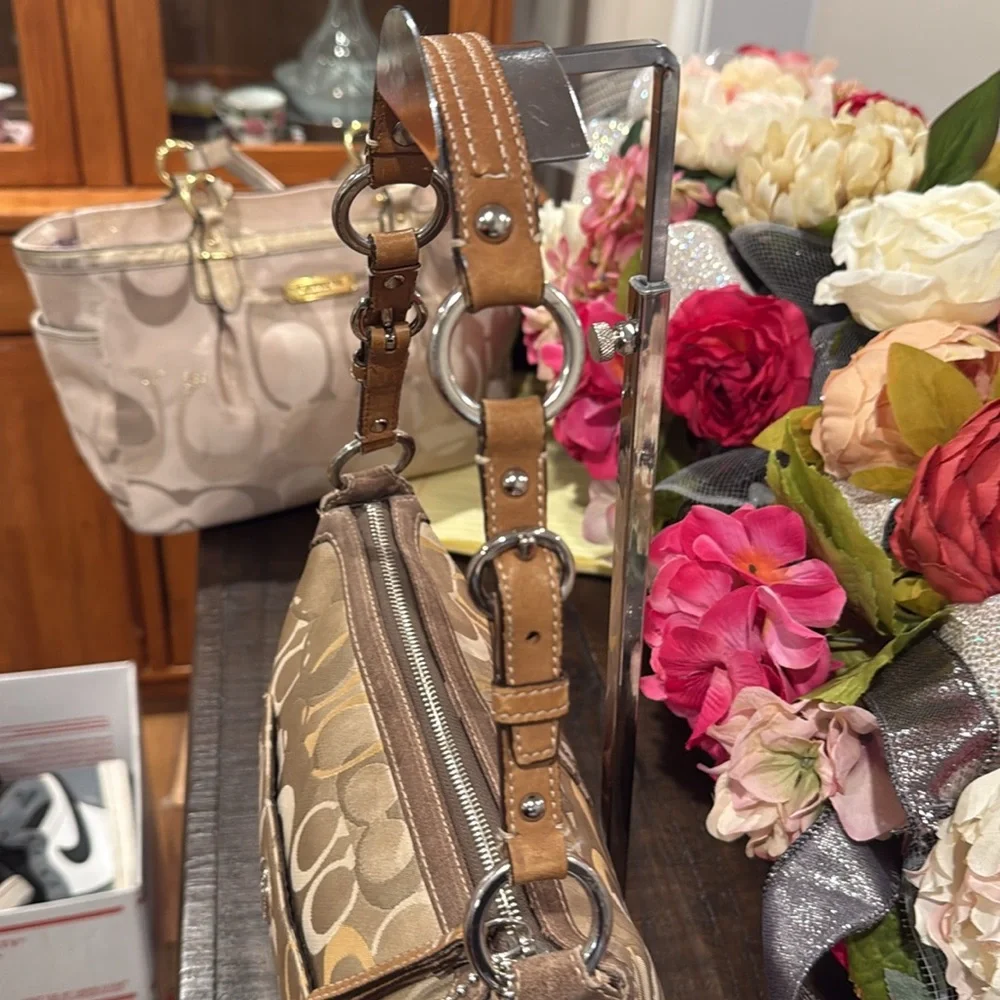 Coach | Bags | Coach Vintage Chelsea Signature Leather Suede Shoulder ...